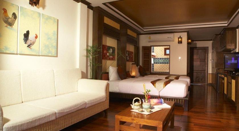 Salad Buri Resort & Spa • Hello Island