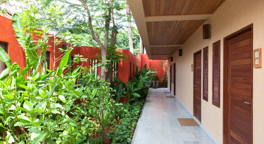 Buri Rasa • Hello Island