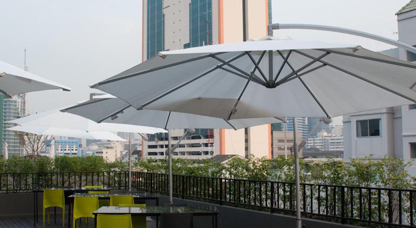 iSanook Residence • Hello Island