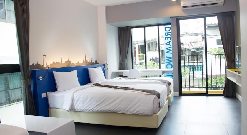 iSanook Residence • Hello Island